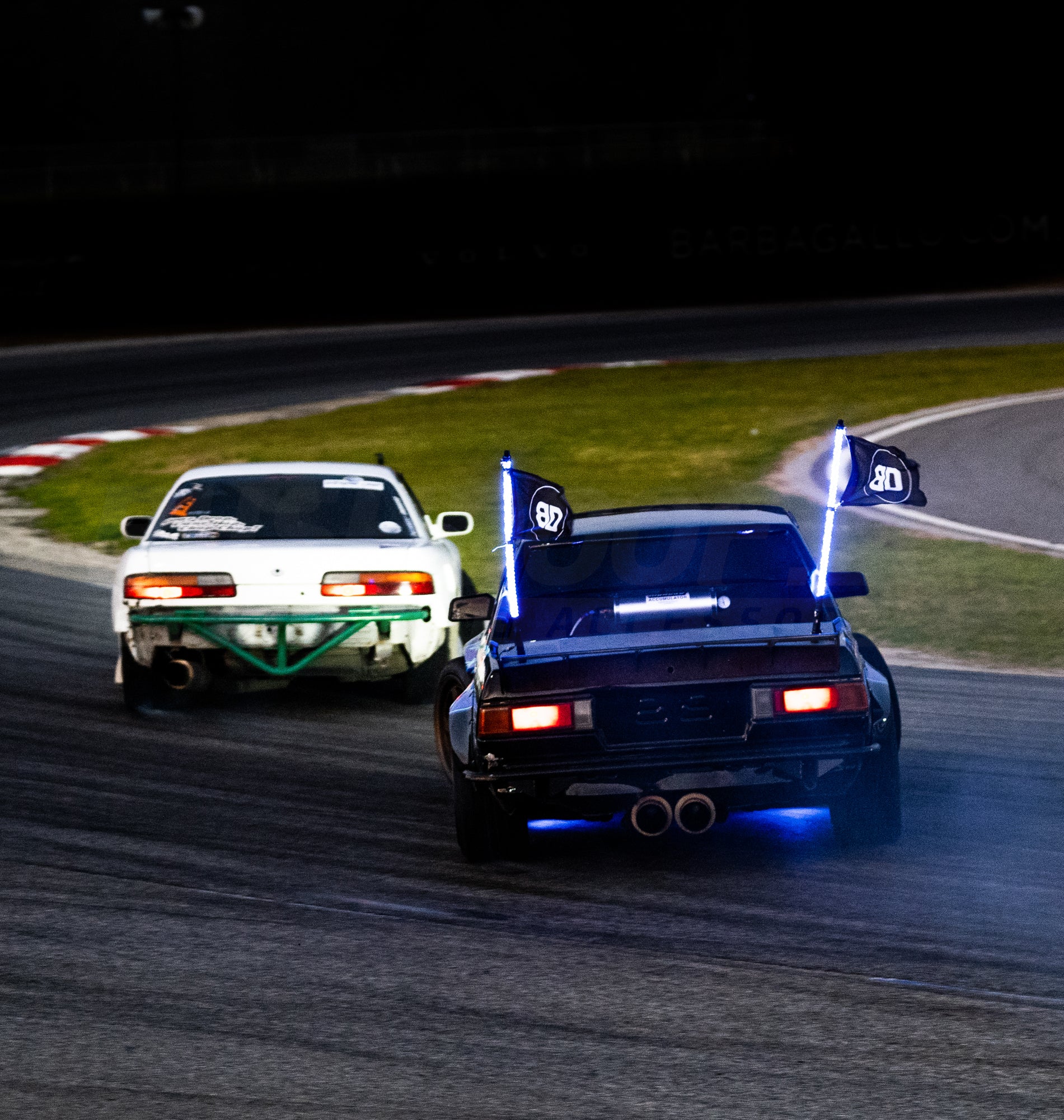 LED Whip Lights 4WD | RGB Light Up & Glow Aerials – Bushdoof Lighting