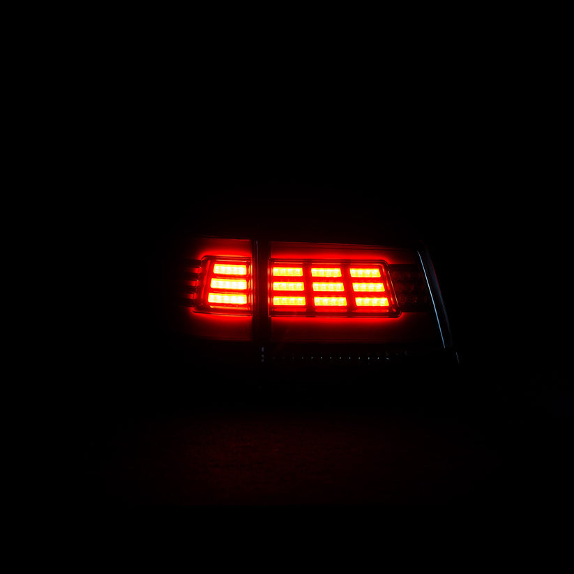 Blacked Out Toyota 200 Series Tail Lights 2015-2020 – Bushdoof Lighting